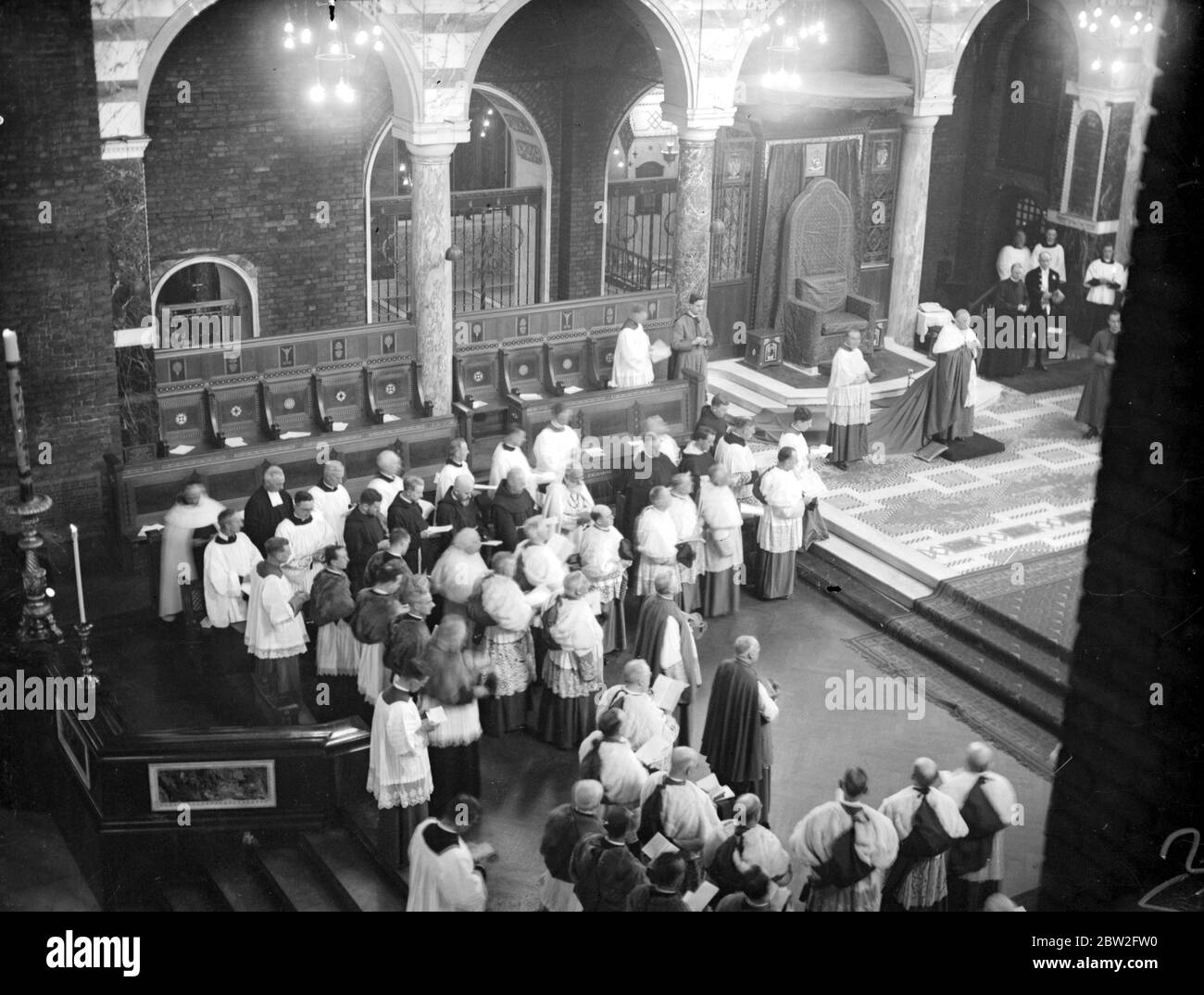 Priests in white cassocks hi-res stock photography and images - Alamy