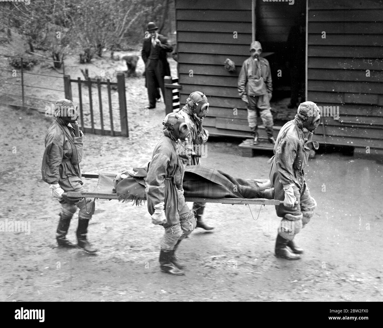 Ww2 gas attack masks Black and White Stock Photos & Images - Alamy