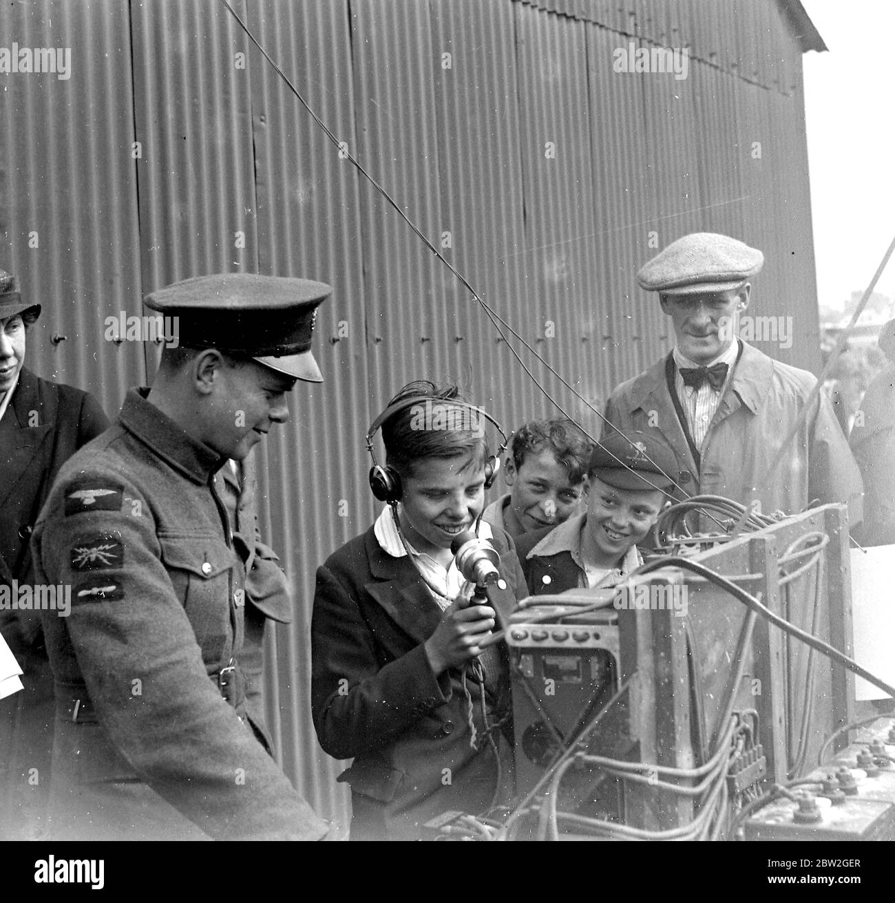 R.A.F. Wireless Instruction. 1934 Stock Photo - Alamy