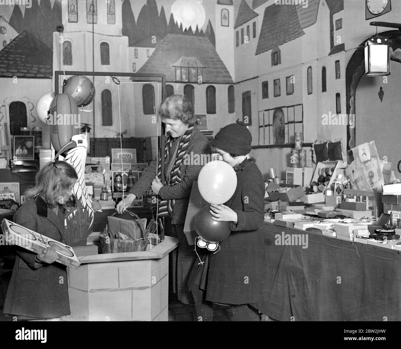 Toy house on black Black and White Stock Photos & Images - Alamy