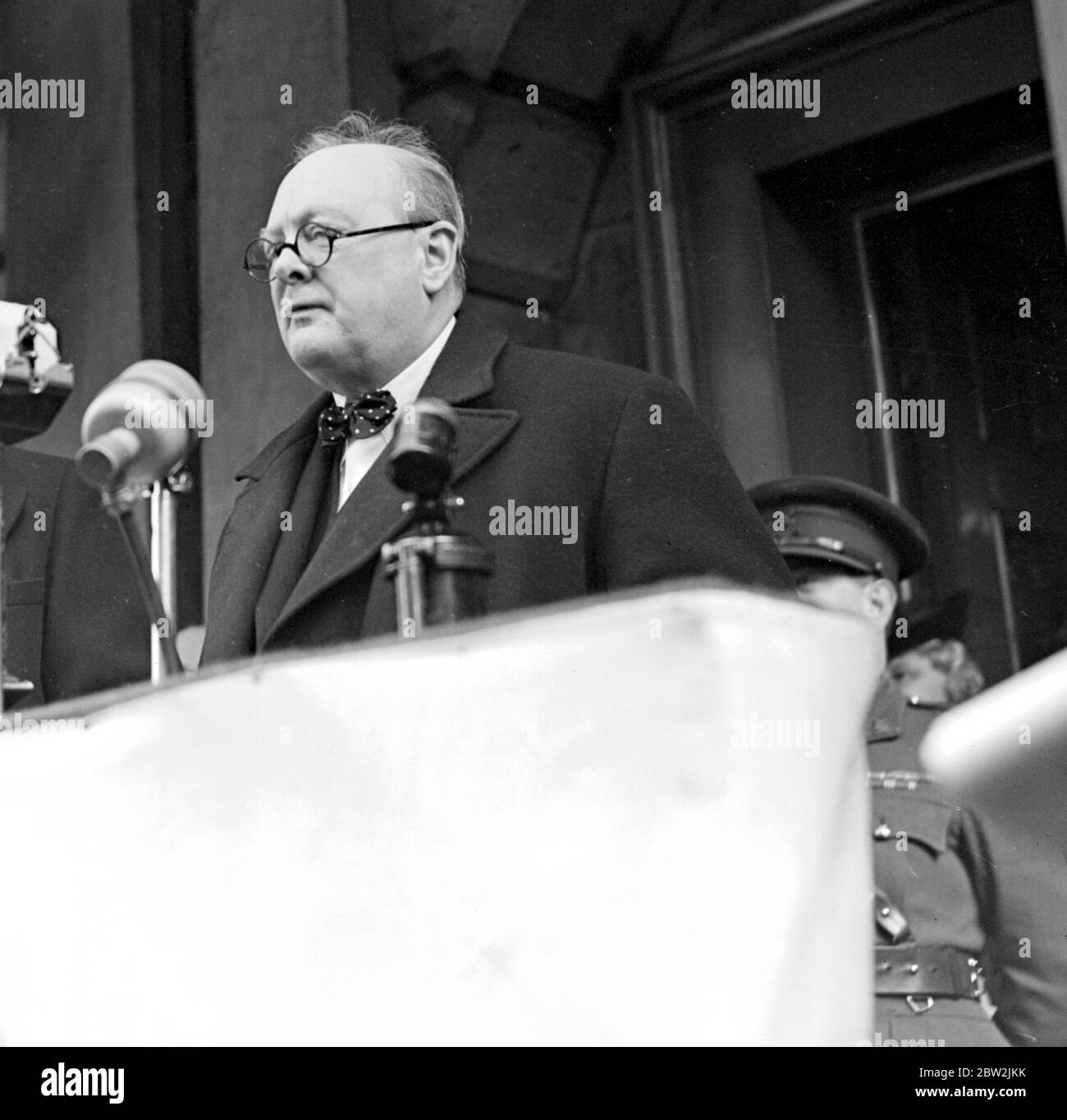 Winston churchill speech hi-res stock photography and images - Alamy