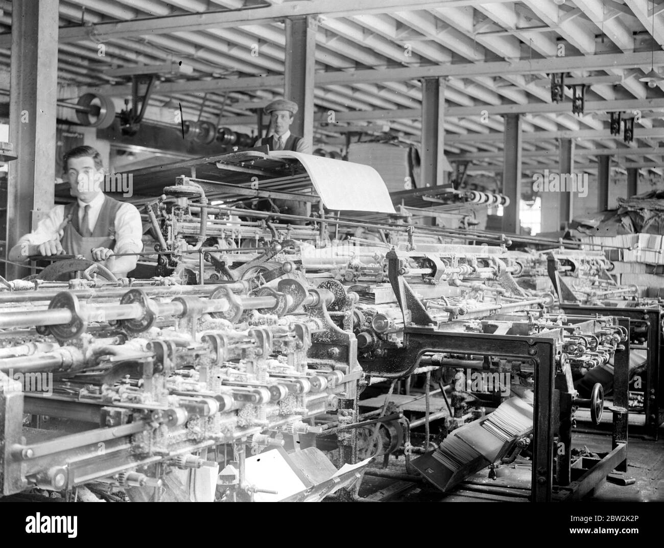 Book binding machine hi-res stock photography and images - Alamy