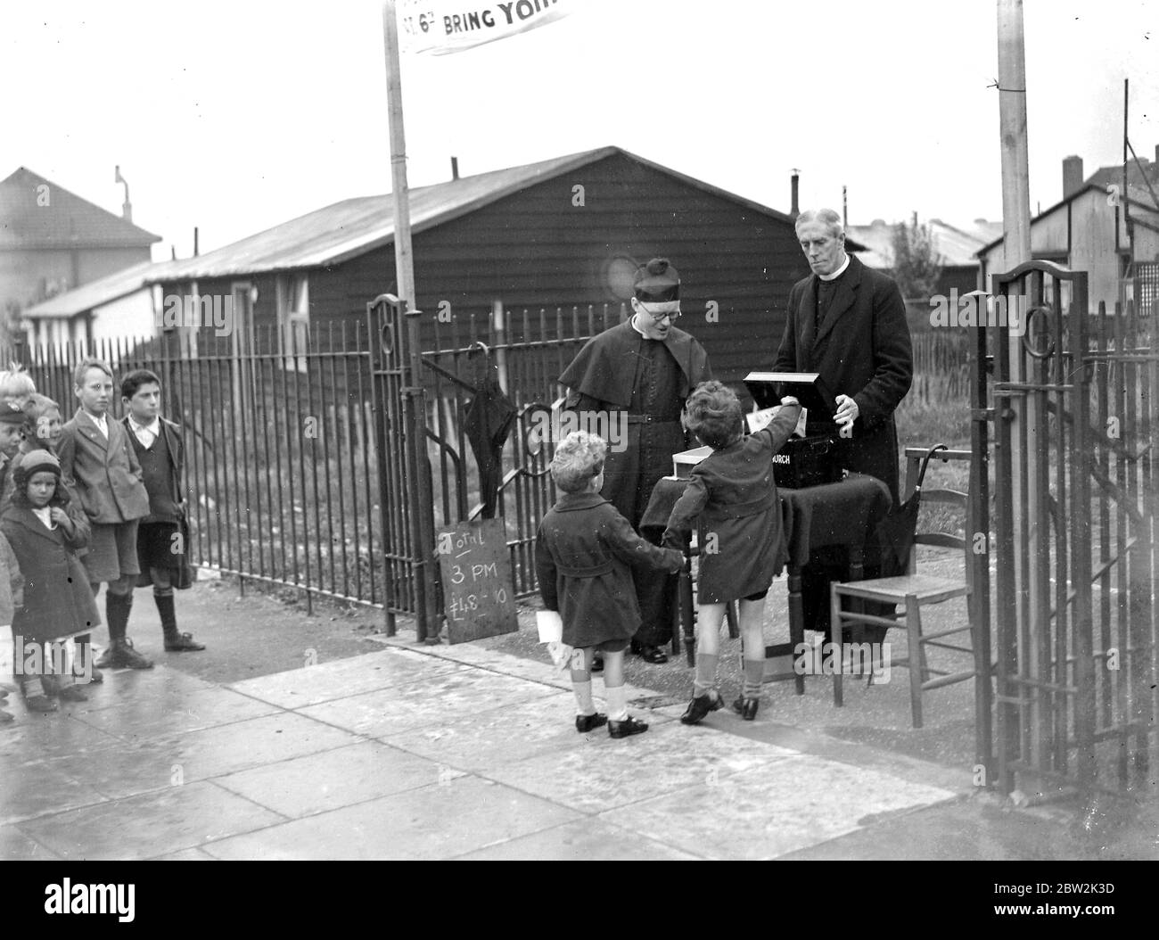 Priest street 1930s hi-res stock photography and images - Alamy