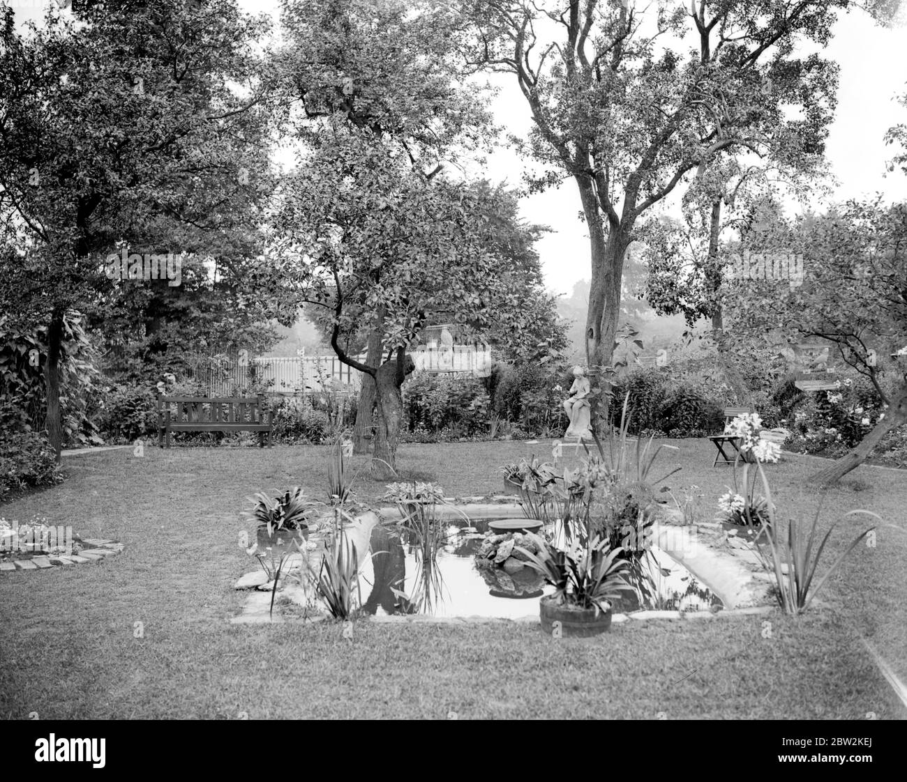 Garden. Ornimental Pond. 1929 Stock Photo - Alamy