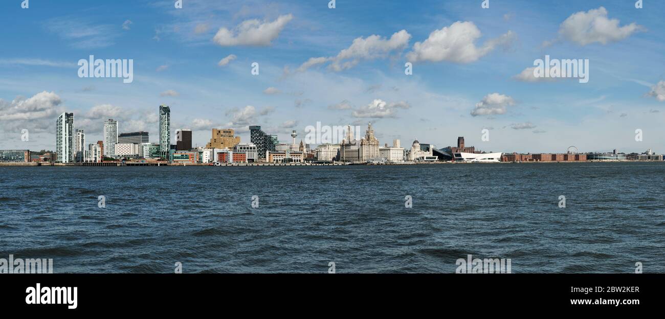 The panoramic skyline of Liverpool city centre looking over the River ...