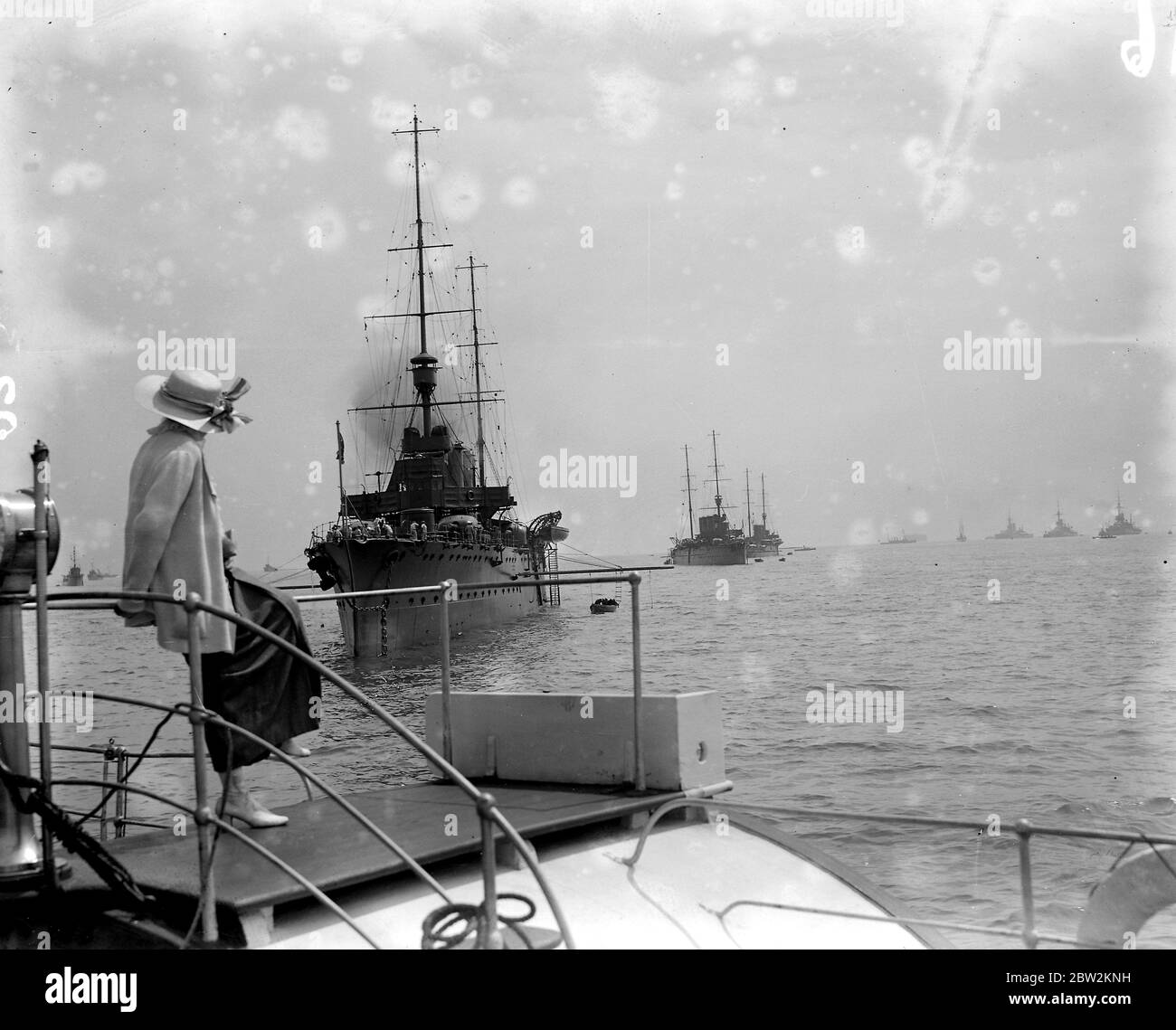 Fleet of ships hi-res stock photography and images - Alamy