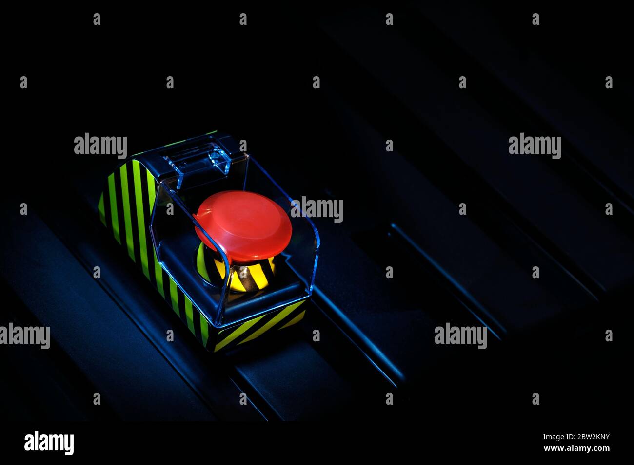 A red emergency stop button Stock Photo - Alamy