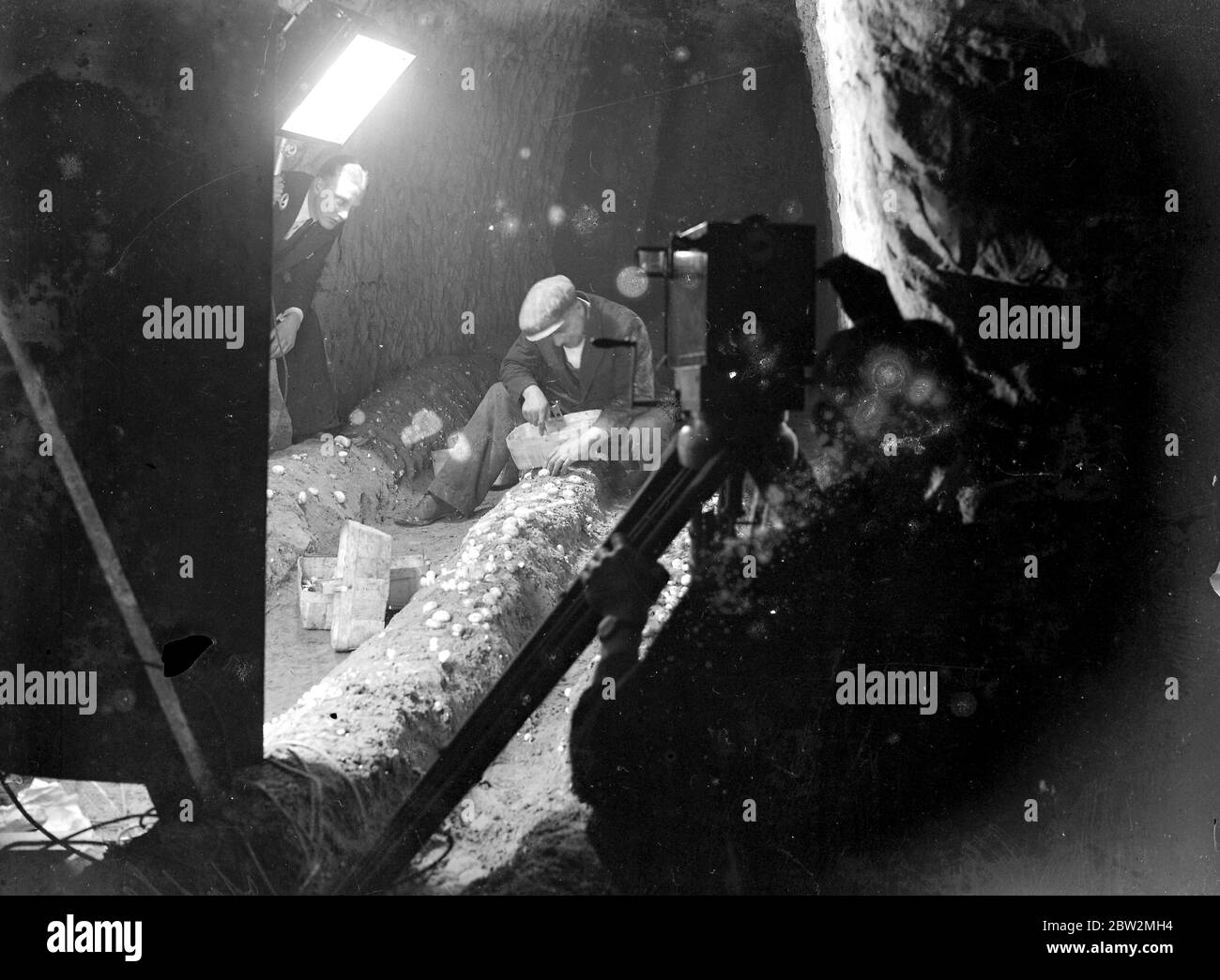 Filming Chislehurst Caves. 1934 Stock Photo - Alamy
