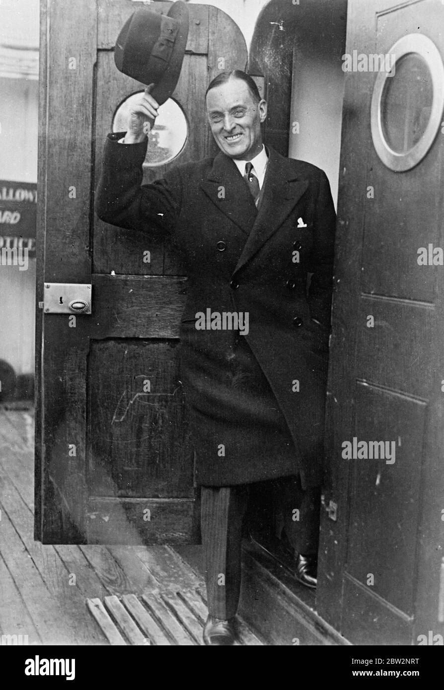 Malcolm campbell speed record 1930s Black and White Stock Photos ...