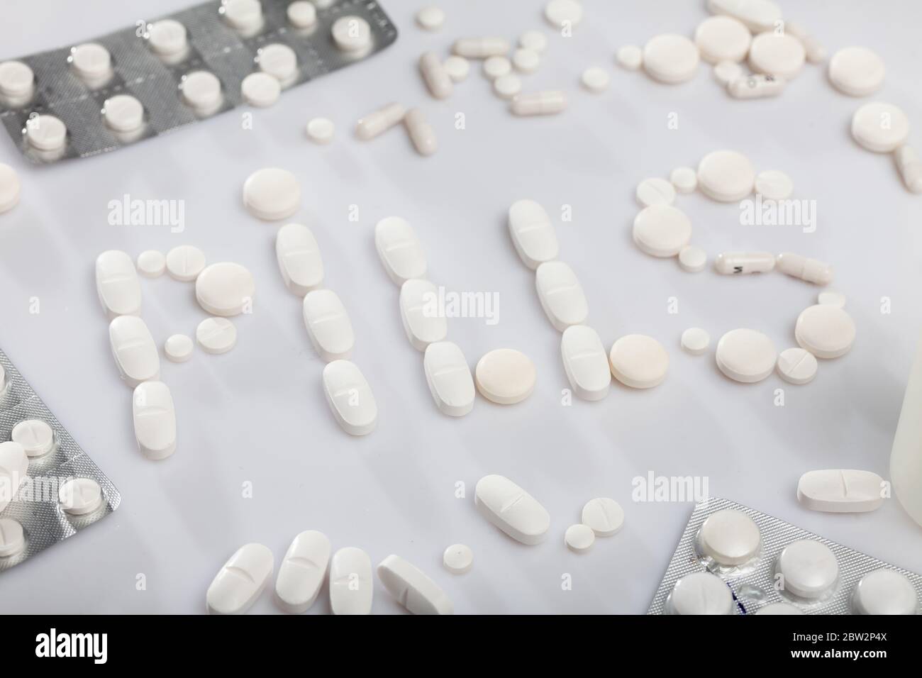 Many different pills and medical capsules close up Stock Photo - Alamy