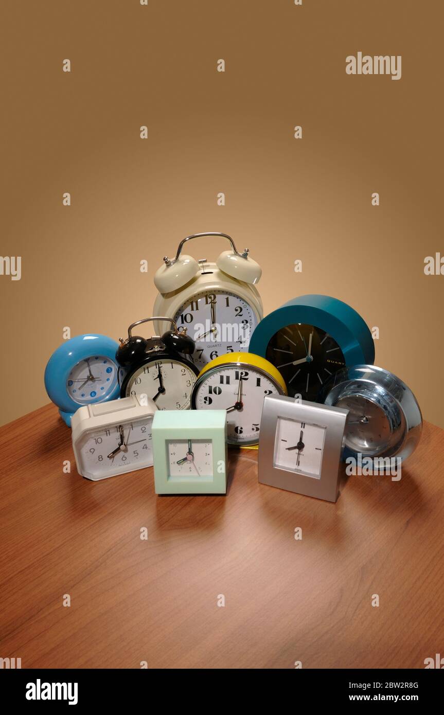 Table clocks hi-res stock photography and images - Alamy