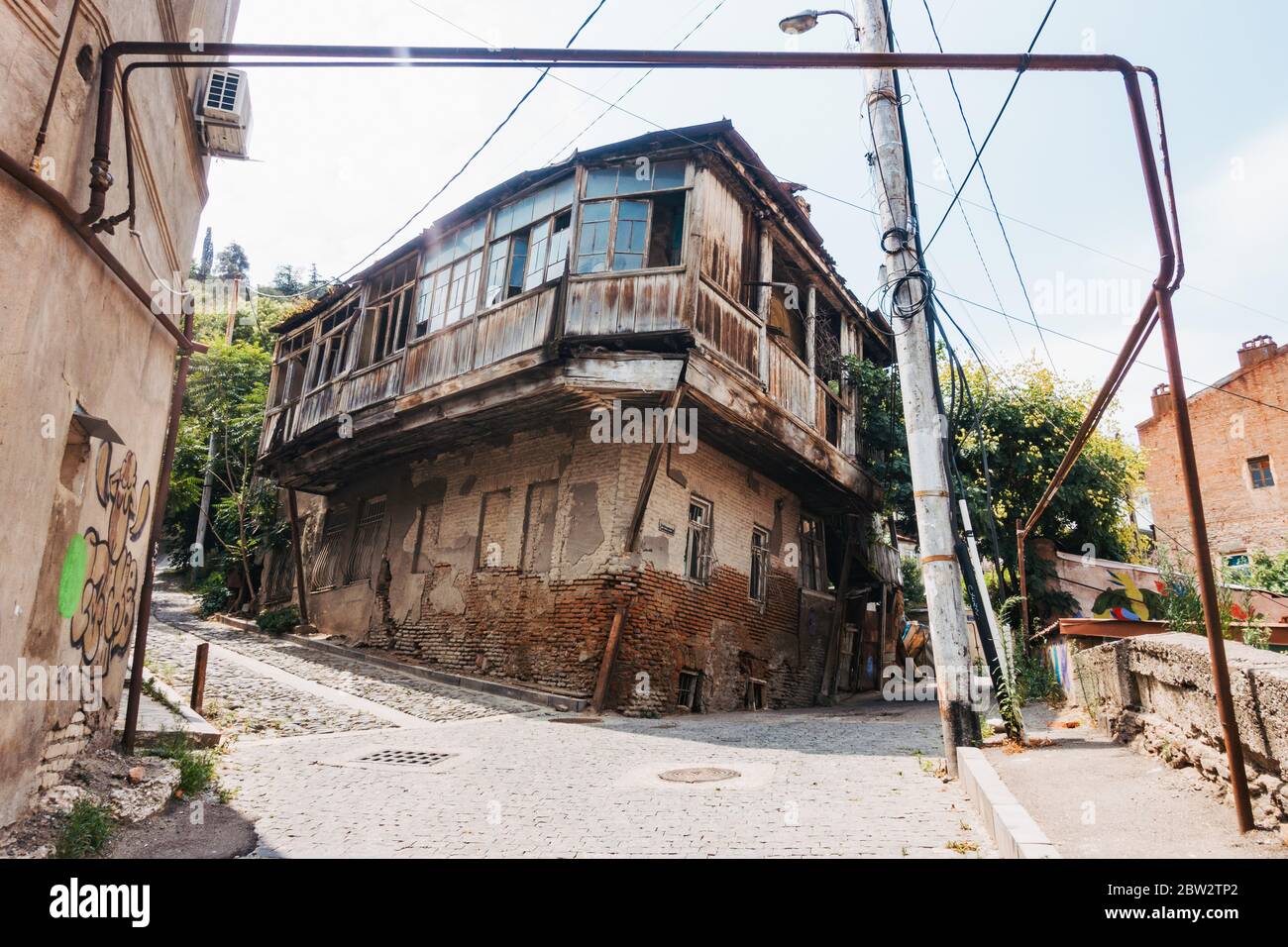 Country crumbling hi-res stock photography and images - Alamy