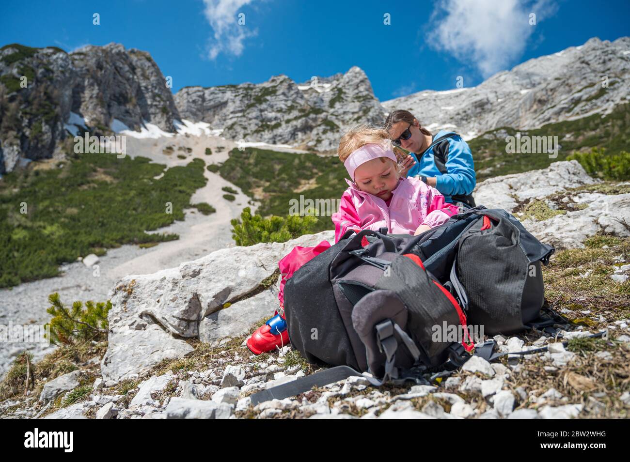 Mother daughter happy alpine hi-res stock photography and images - Alamy
