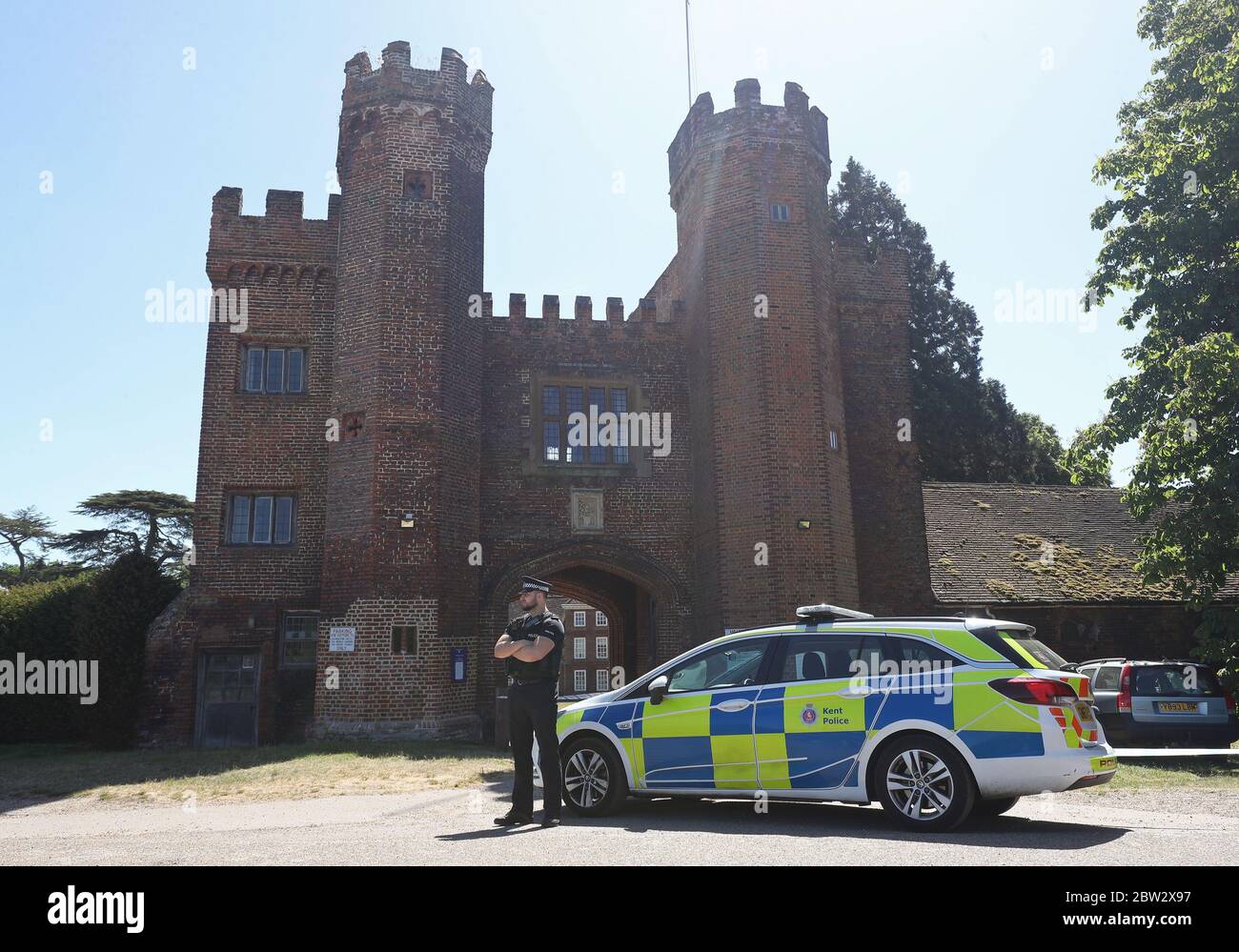 Police presence at the entrance to lullingstone castle in eynsford hi ...