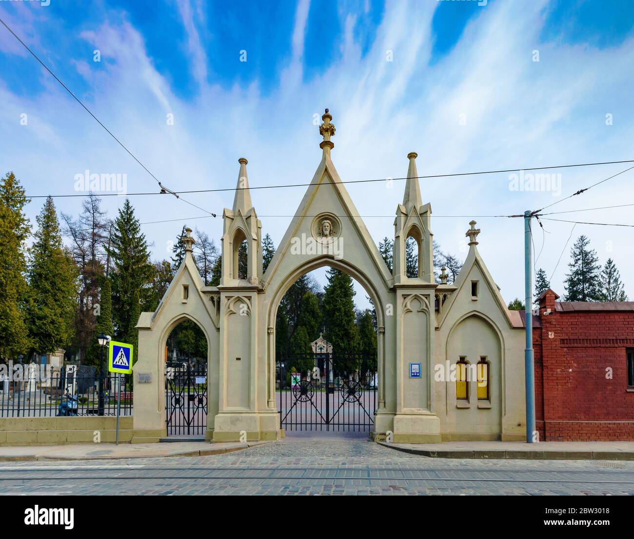 Gate entrance to grave yard hi-res stock photography and images - Alamy