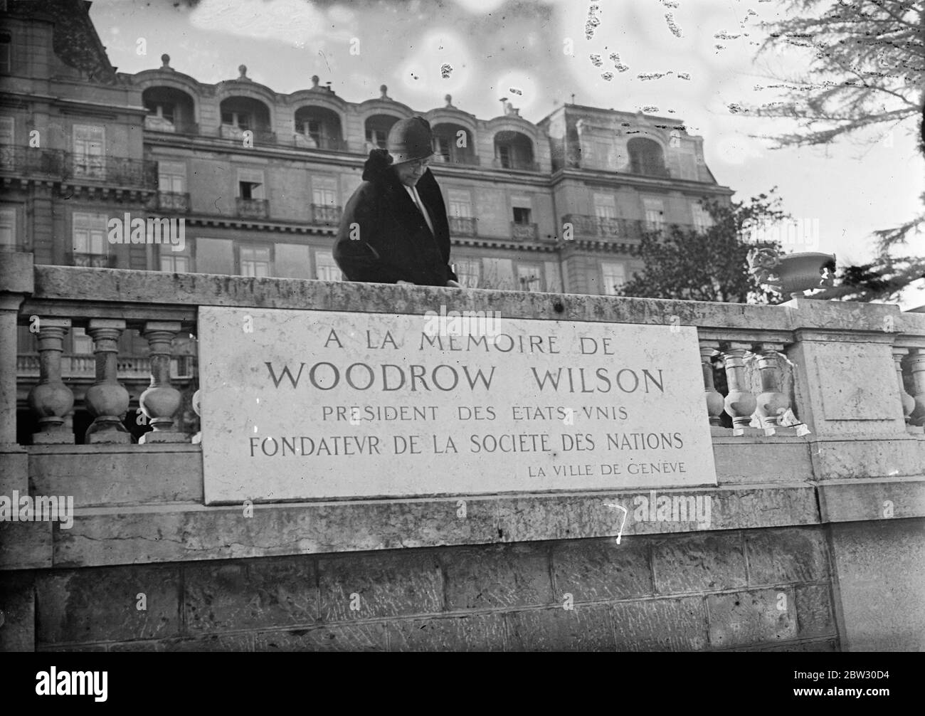 World disarmament conference 1932 hi-res stock photography and images ...