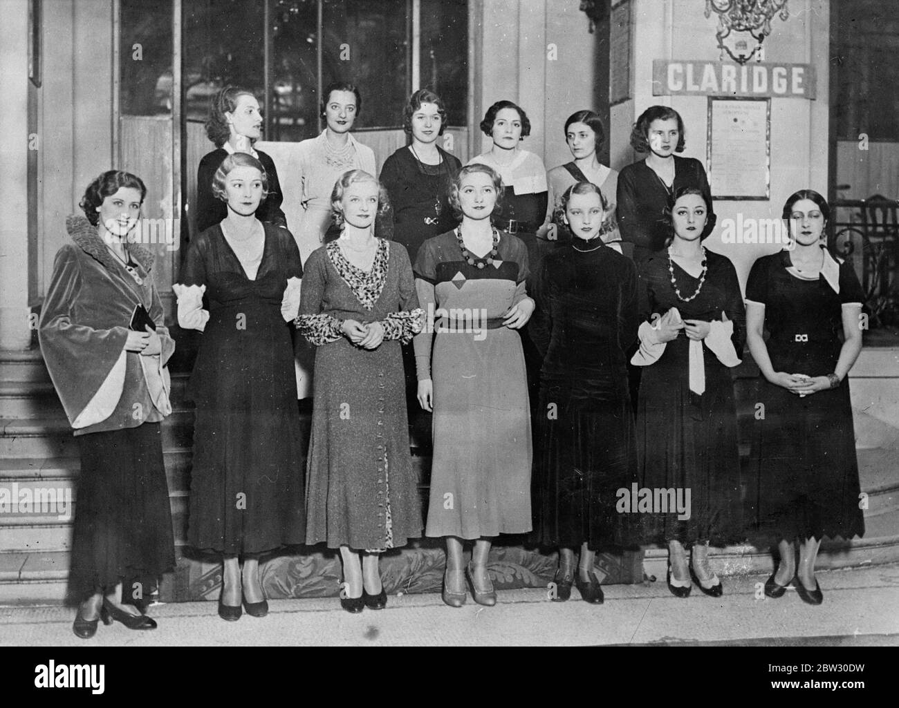 European beauty queens in Paris . The representatives of various ...