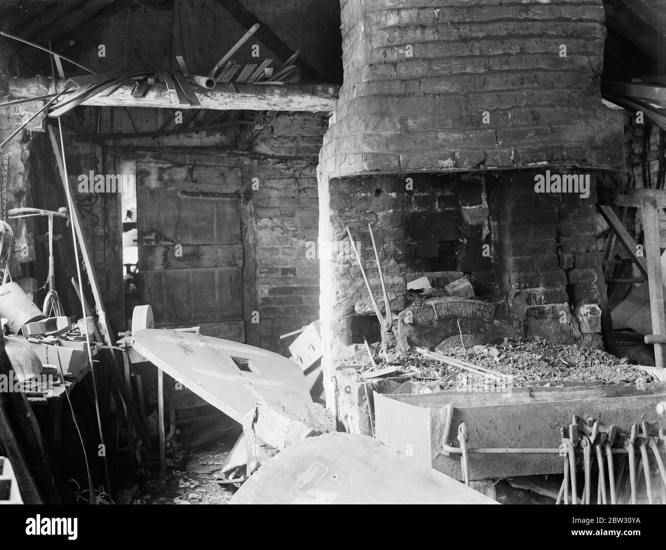 Pitcture hi-res stock photography and images - Alamy