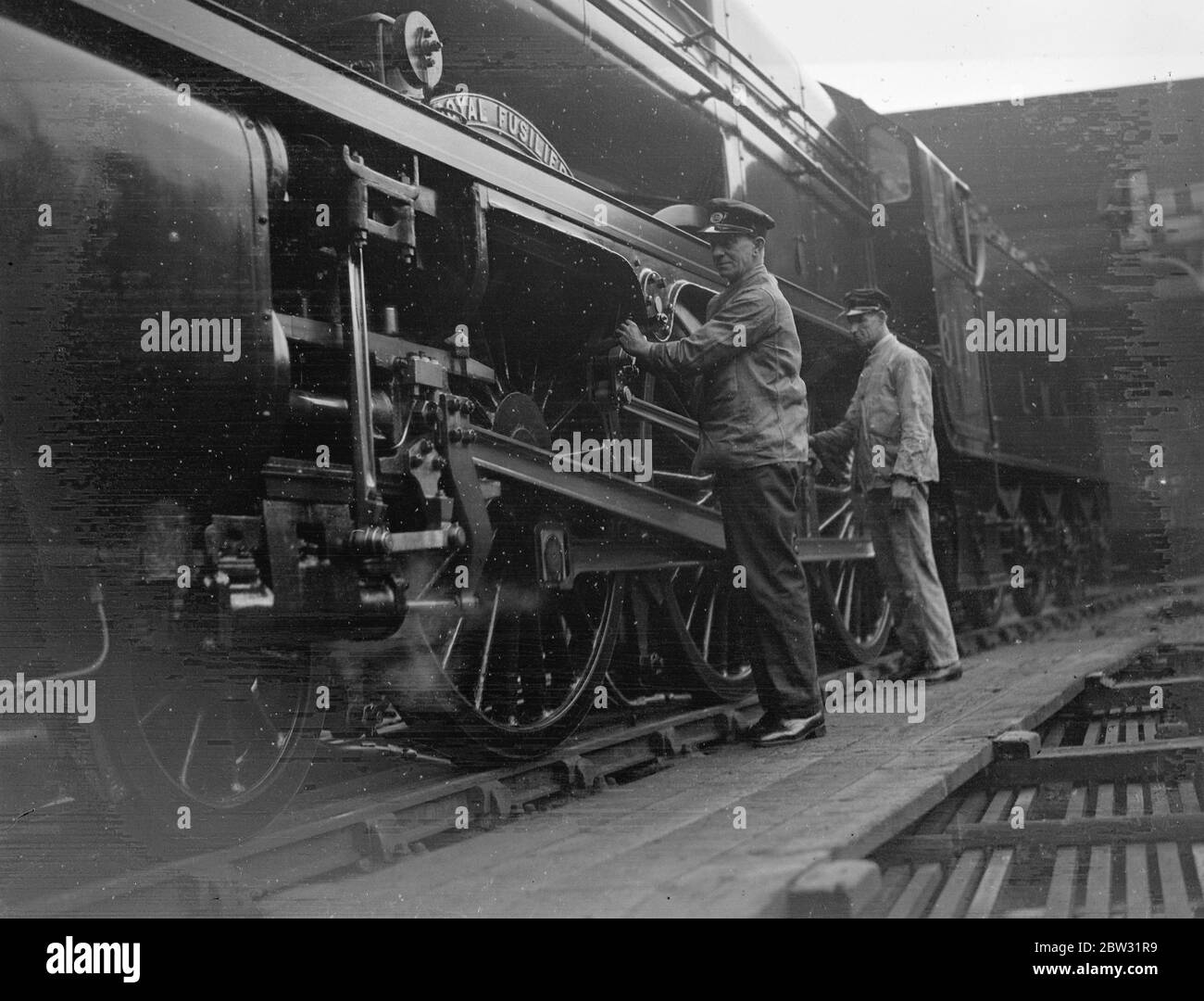 Great Express starts on record breaking dash to Scotland . The famous ...