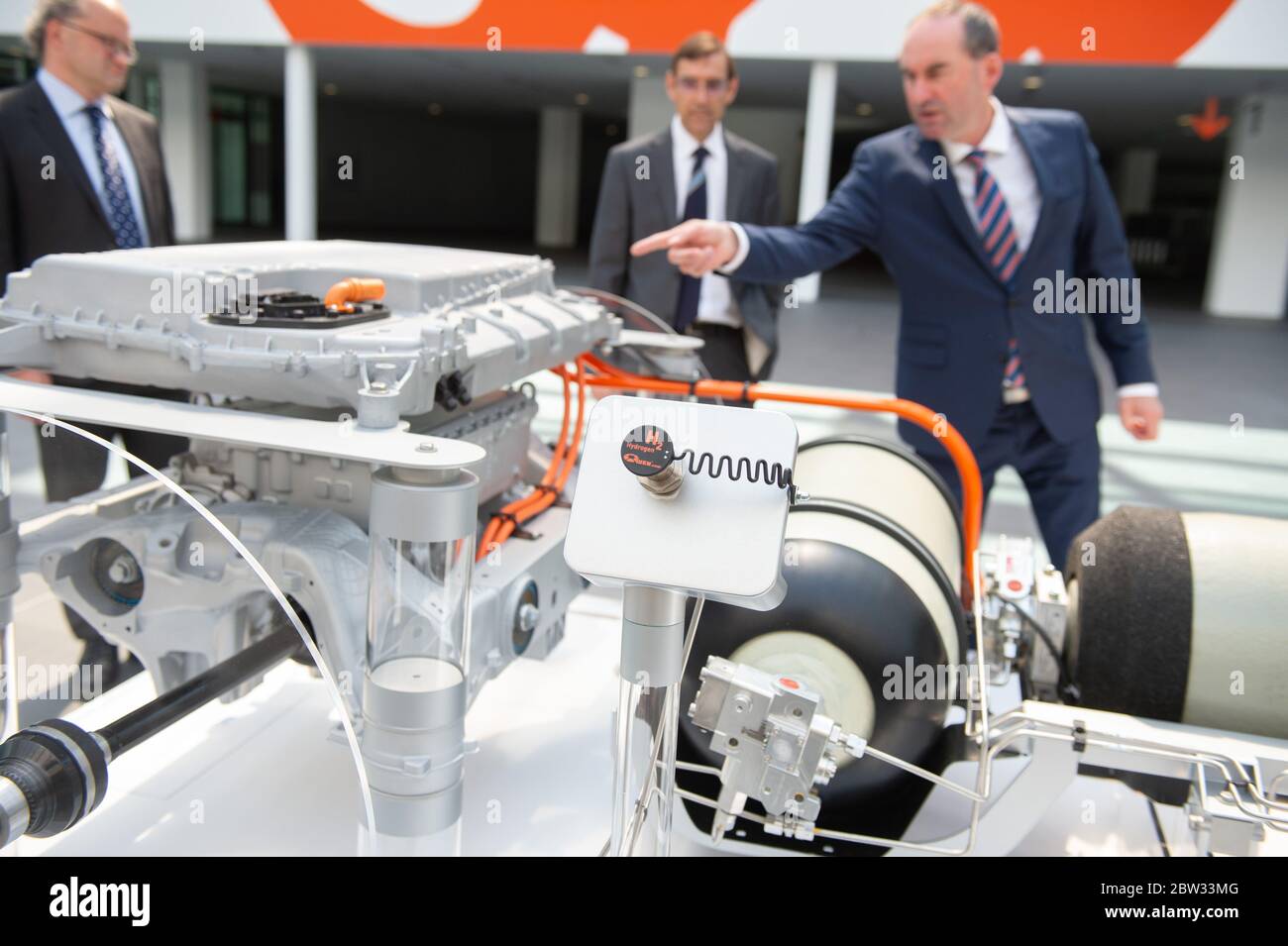 Hydrogen engine hi-res stock photography and images - Alamy