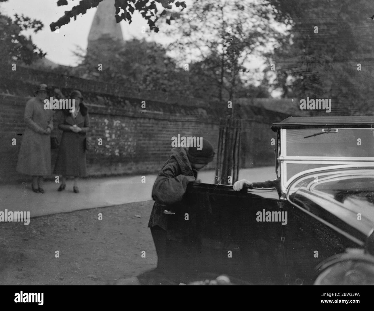 Inquest on Clive Dunfee opens at Weybridge . The inquest on Clive ...