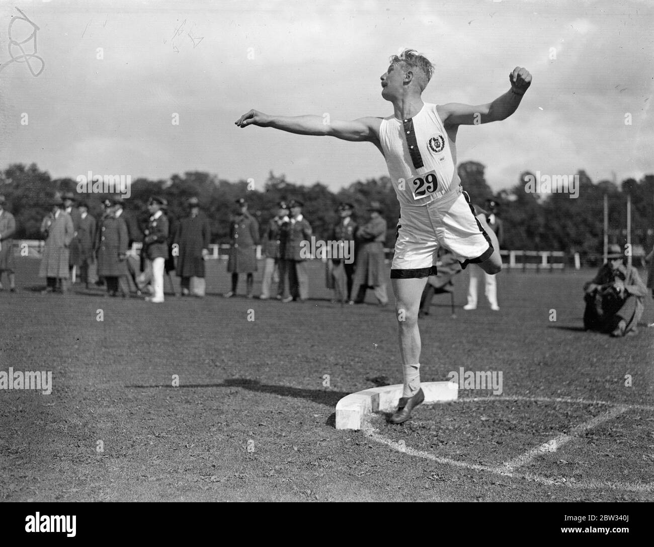 Army athlete Black and White Stock Photos & Images - Alamy