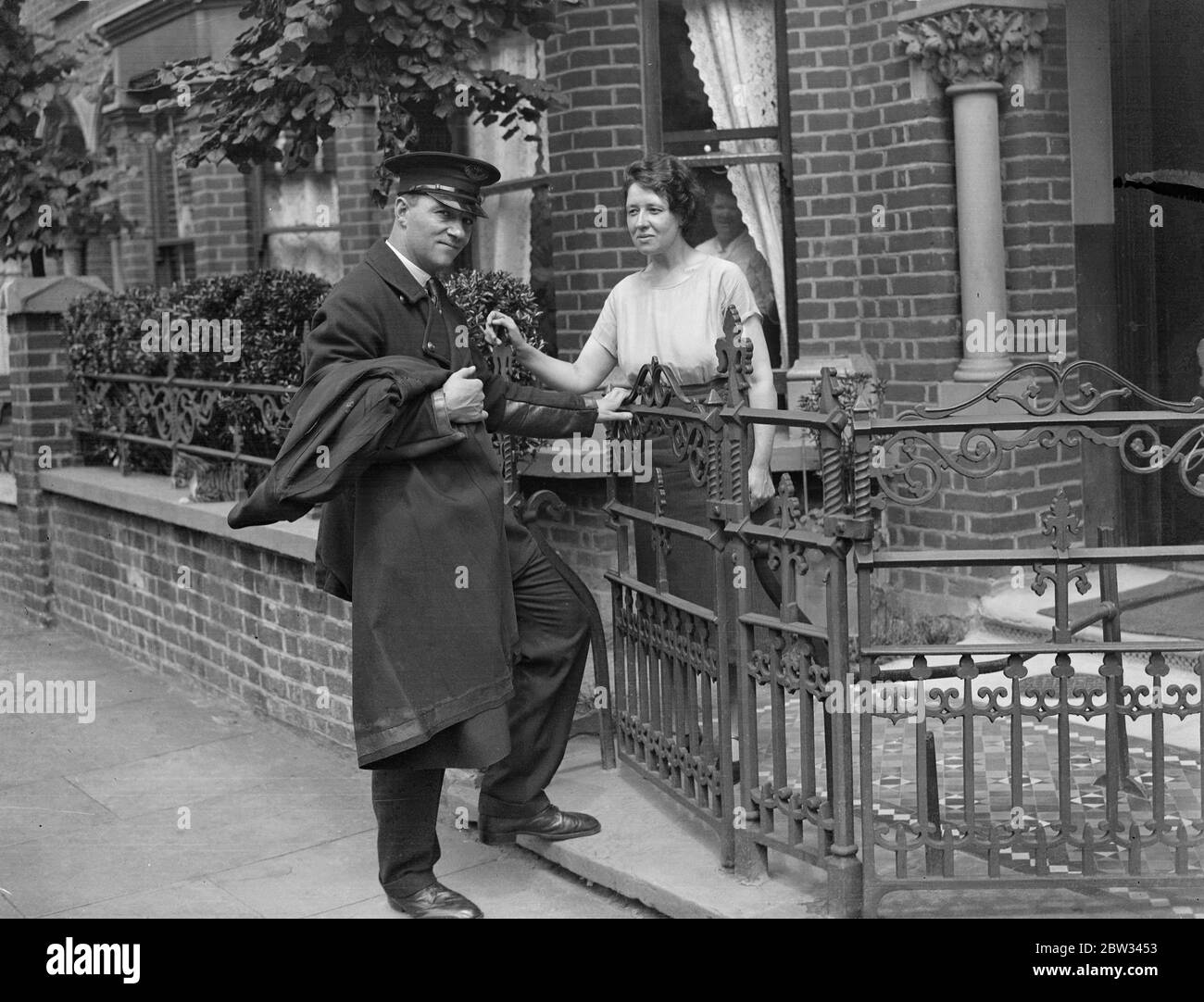 Tram driver takes BSC degree . Driver William Bullock , an L C C tram ...