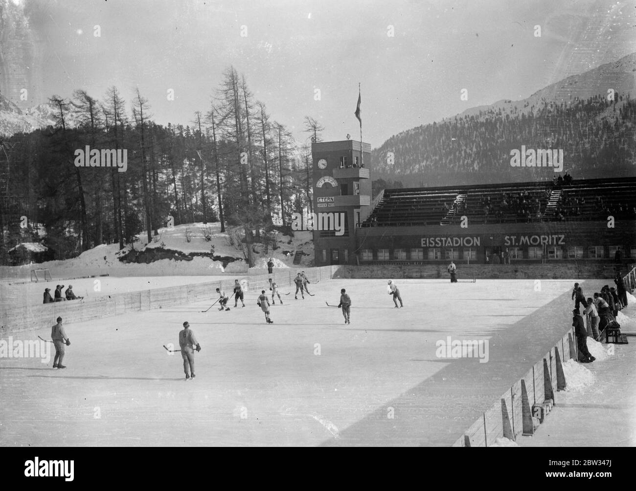 English hockey team in action at St Moritz . The Sussex hockey club met ...