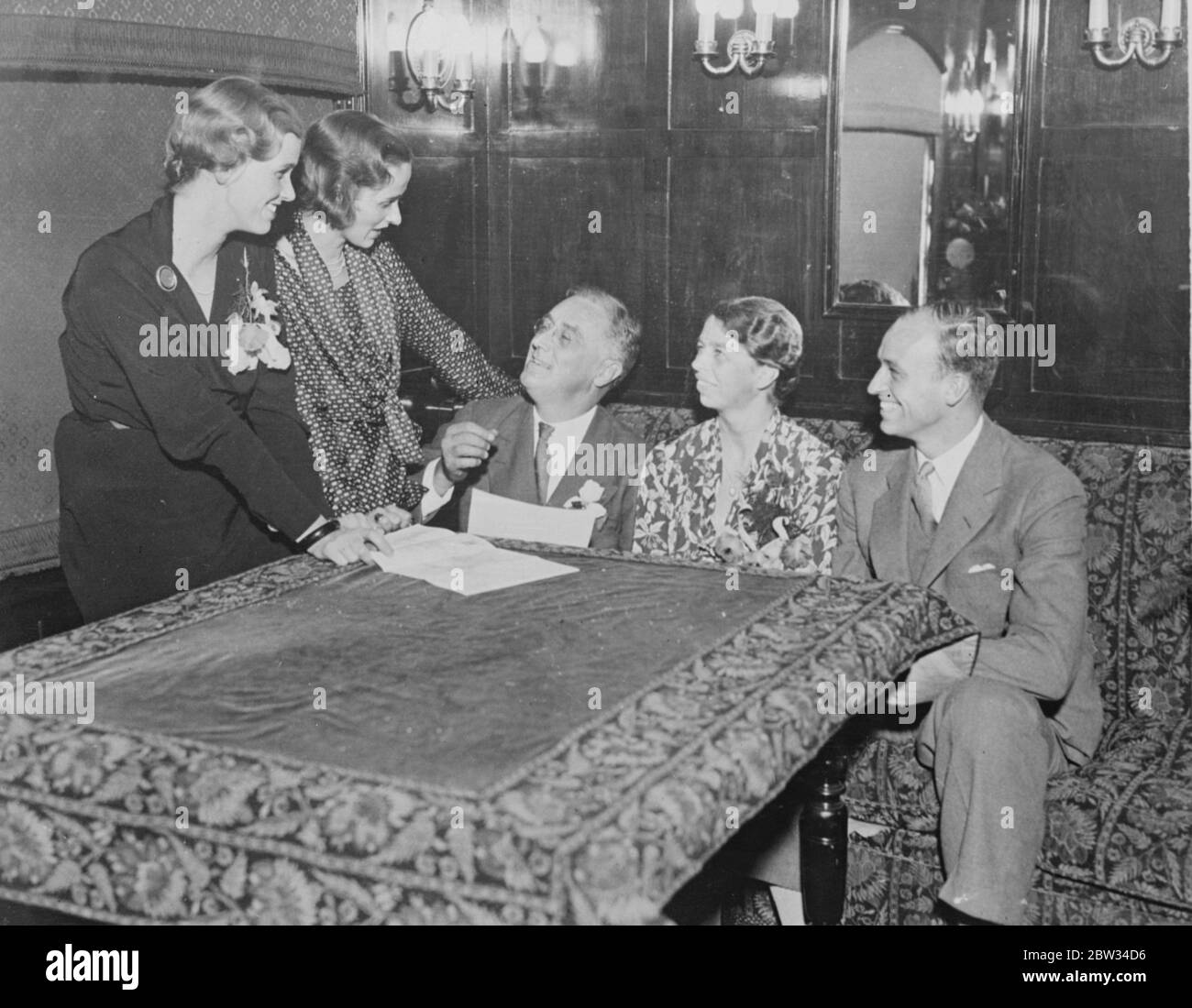 James roosevelt hi-res stock photography and images - Alamy