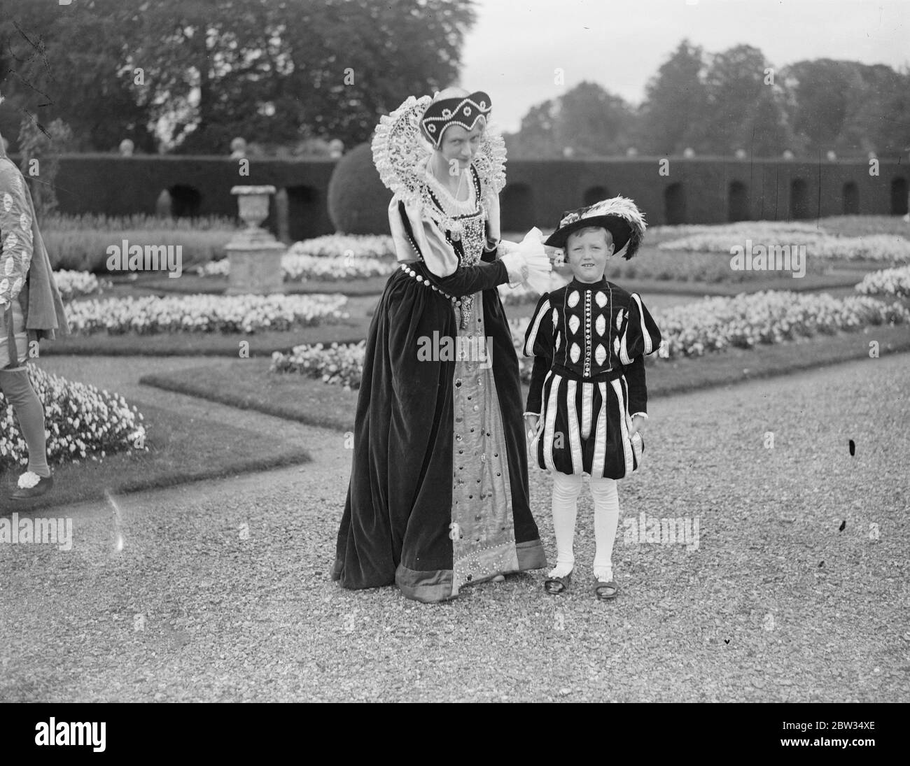 Society take part in Elizabethan masque at Longford castle . Society ...