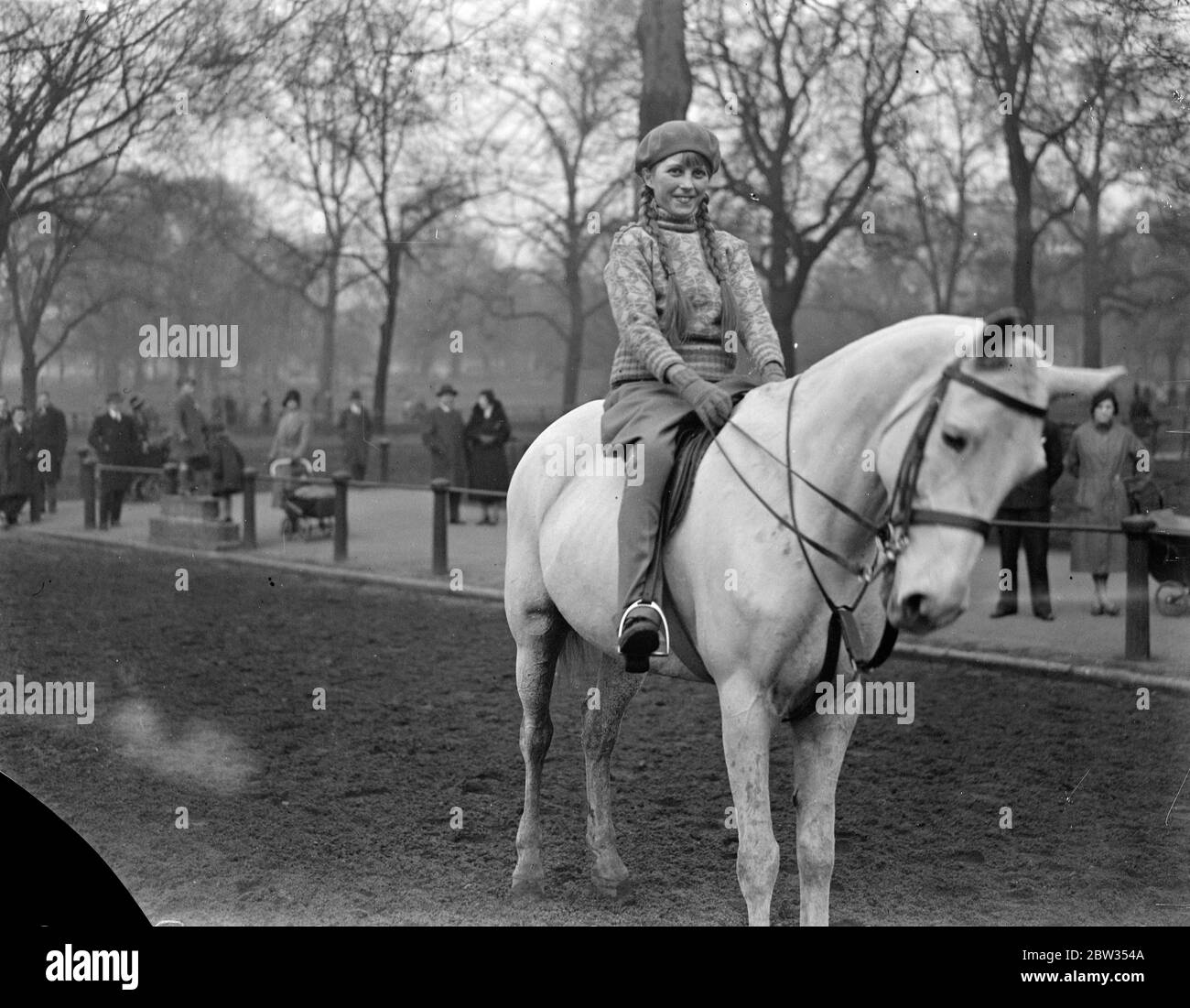 Miss Maude Elizabeth Ponsonby in the Row . 9 March 1933 Stock Photo - Alamy