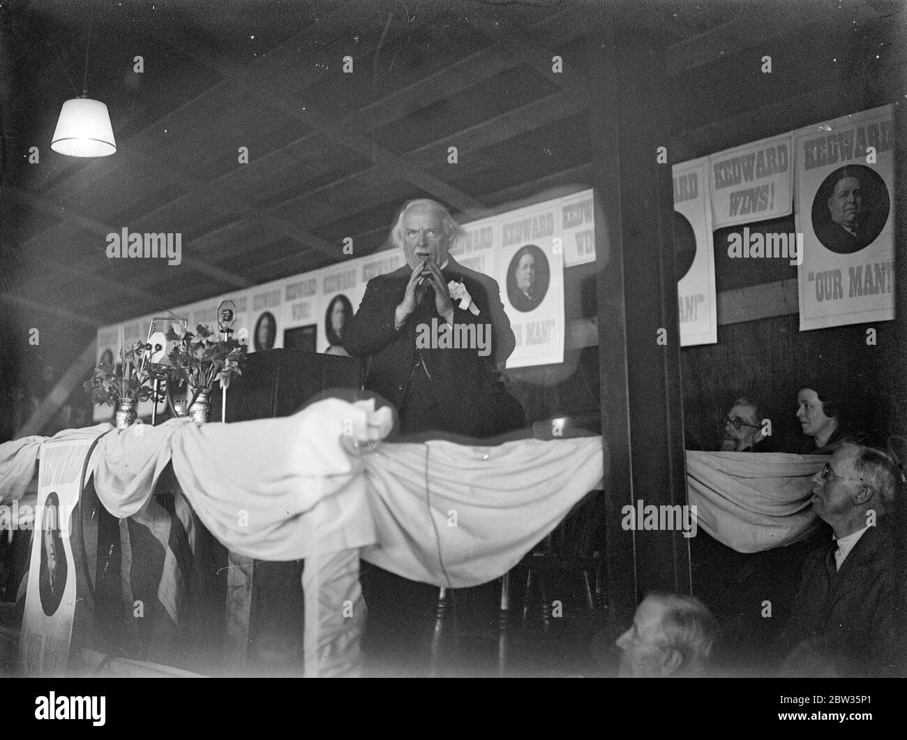 George p kent hi-res stock photography and images - Alamy