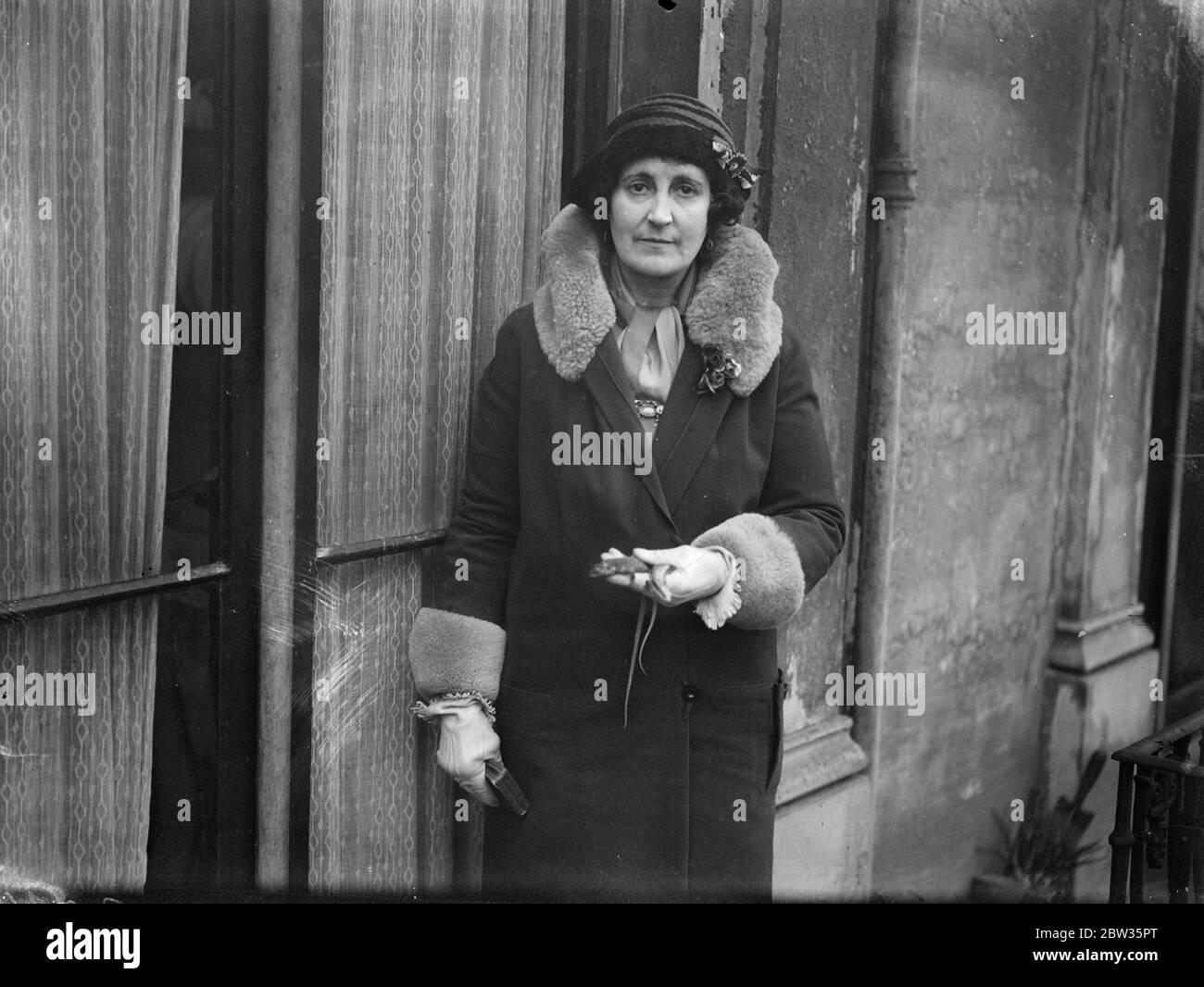 Vernon walker hi-res stock photography and images - Alamy