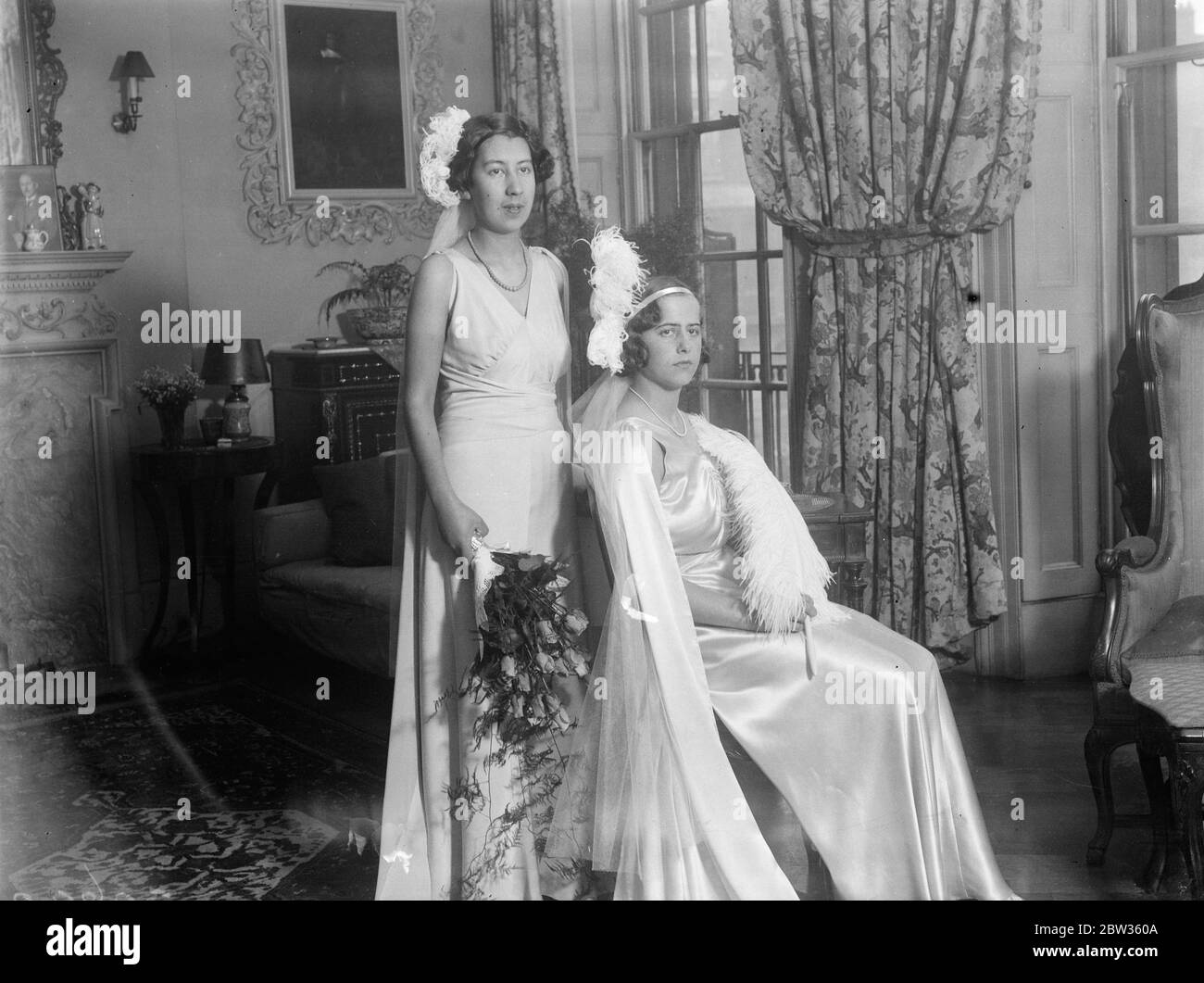 Wife of American Charge D' Affaires attends the Royal Court . Mrs Ray ...