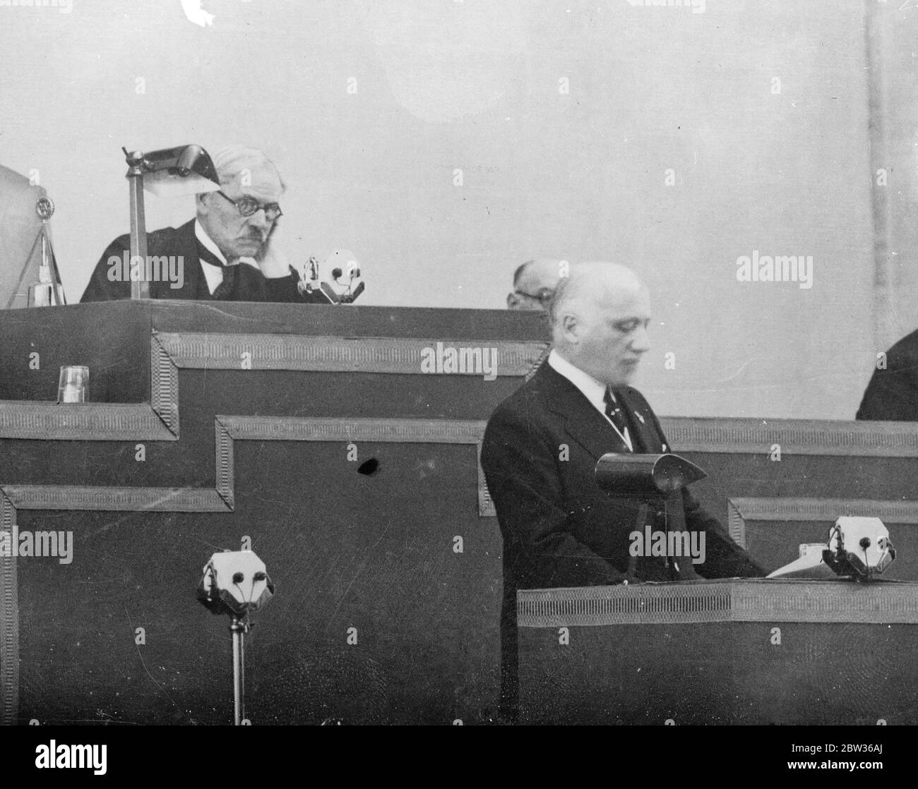 Speakers at the London Economic Conference . June 1933 Stock Photo - Alamy
