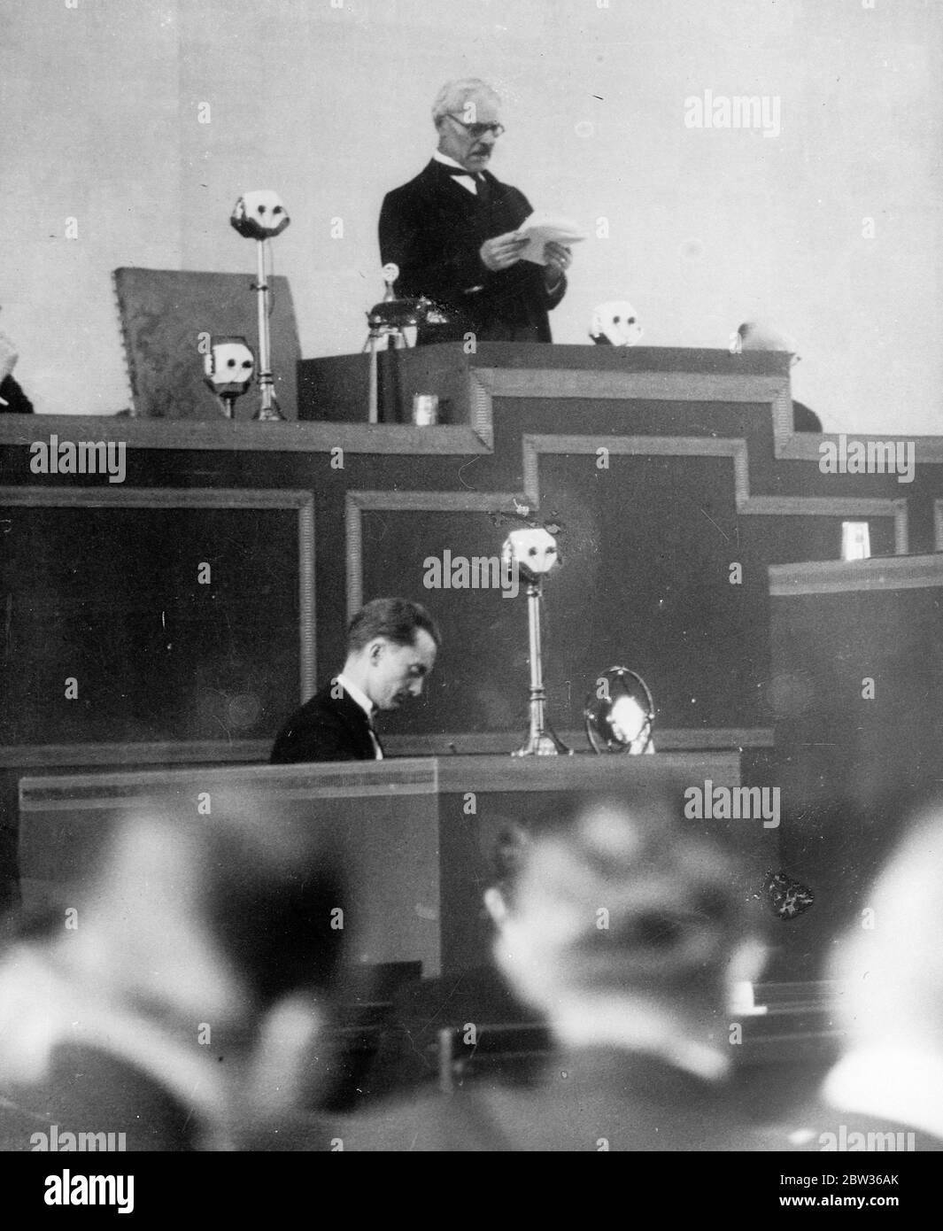 Speakers at the London Economic Conference . June 1933 Stock Photo - Alamy