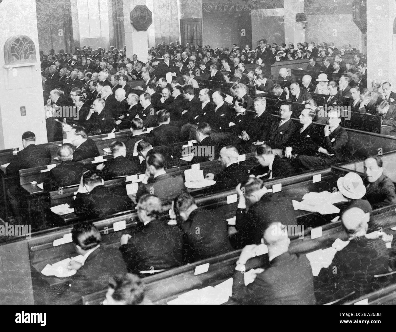 Economic london hi-res stock photography and images - Alamy