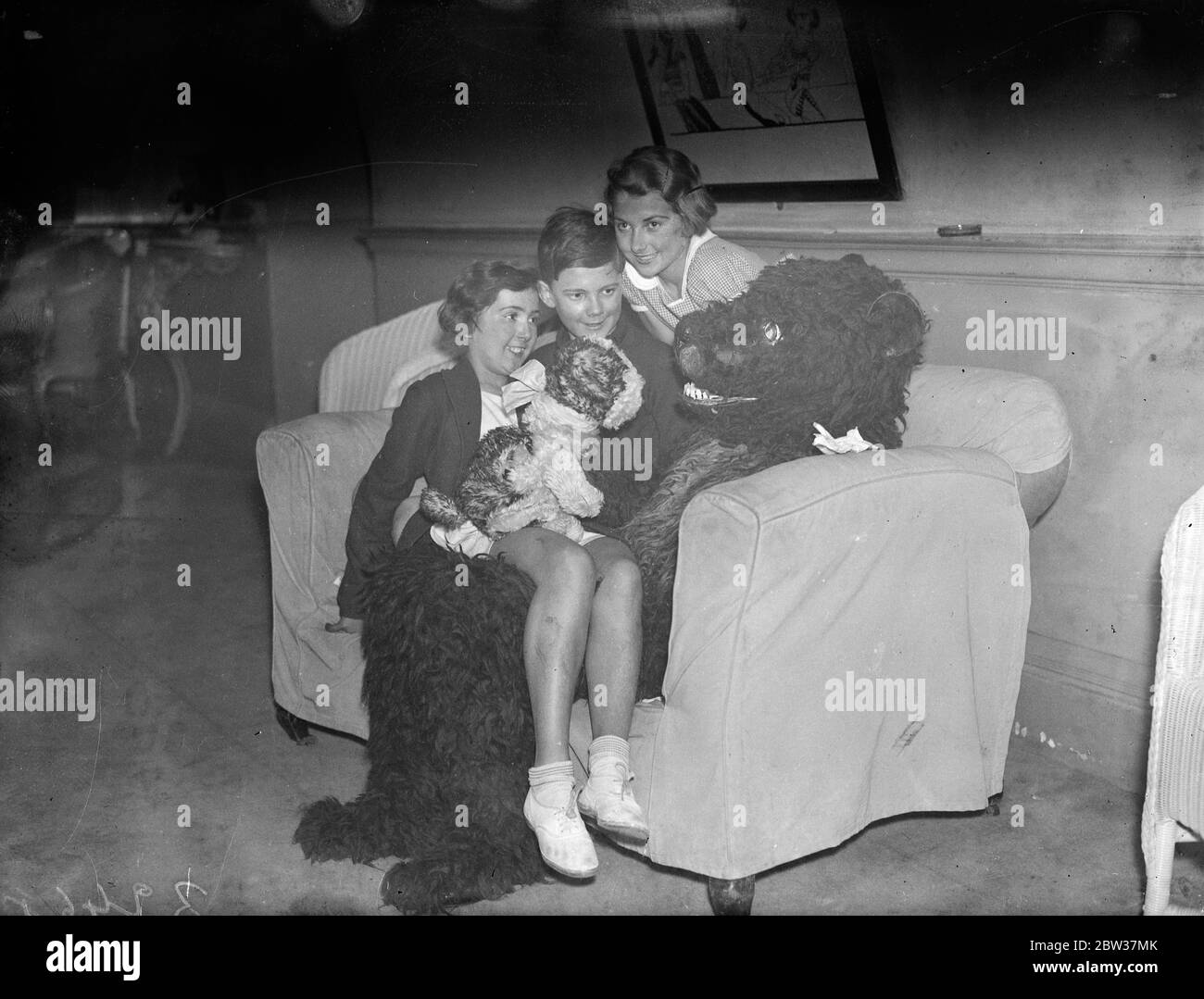 All child cast Black and White Stock Photos & Images - Alamy