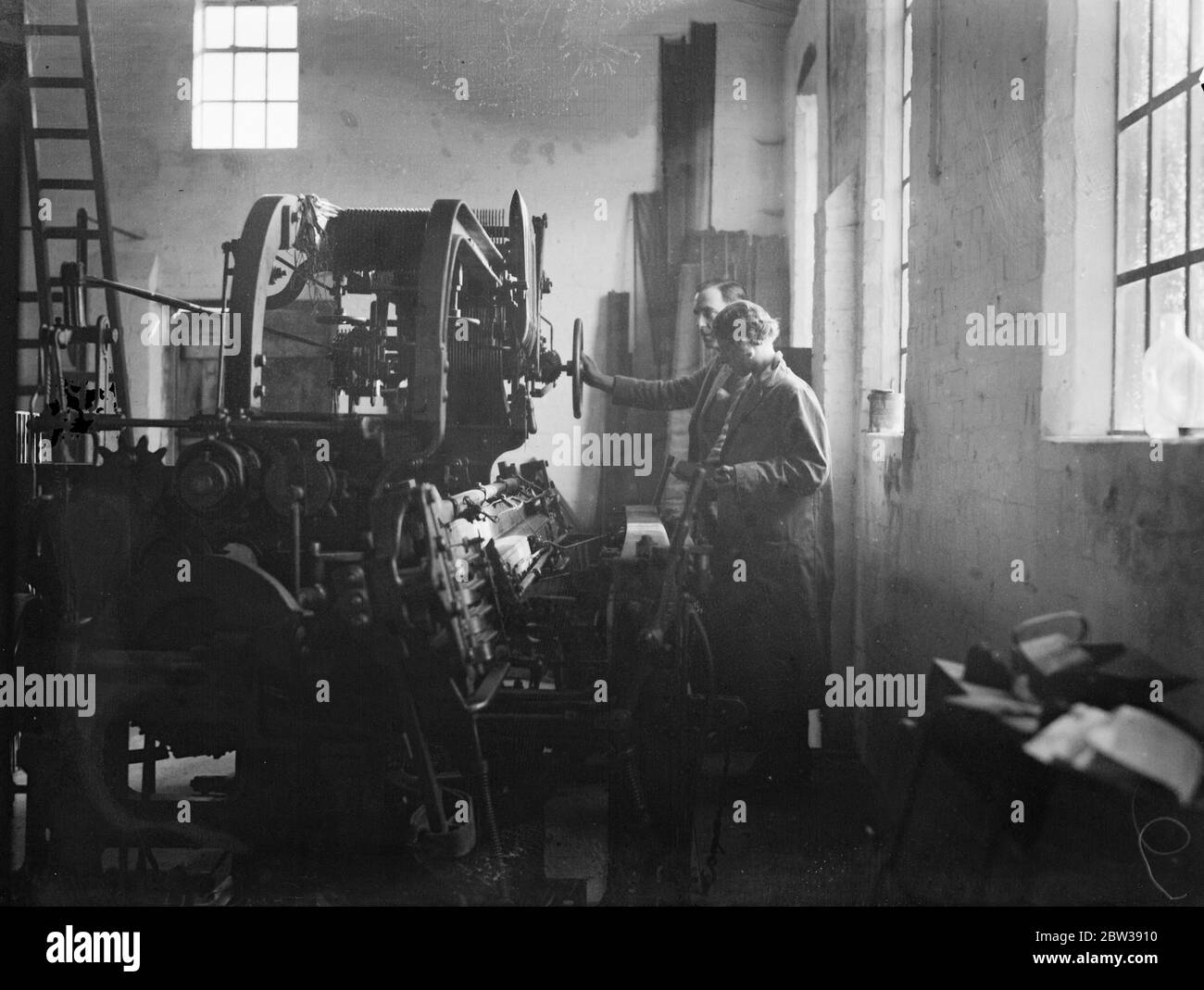 Weaving Hampshire tweeds at an old mill that stood idle for a hundred ...