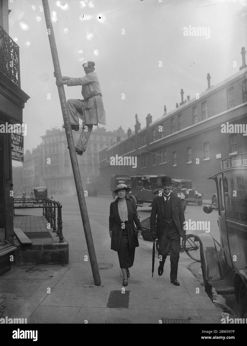Walk under a ladder hi-res stock photography and images - Alamy