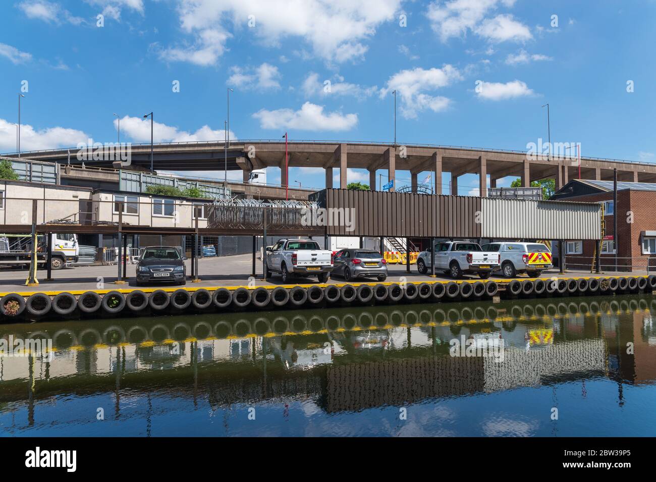 The Birmingham and Fazeley Canal in Nechells, Birmingham close to the ...