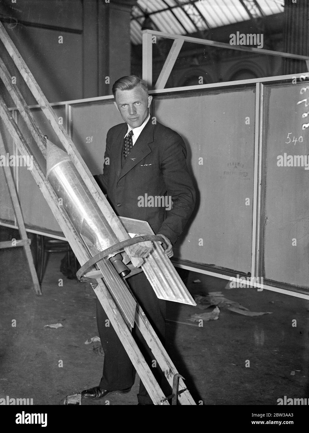 Herr Gerhard Zucker , a German rocketry pioneer , who has been ...