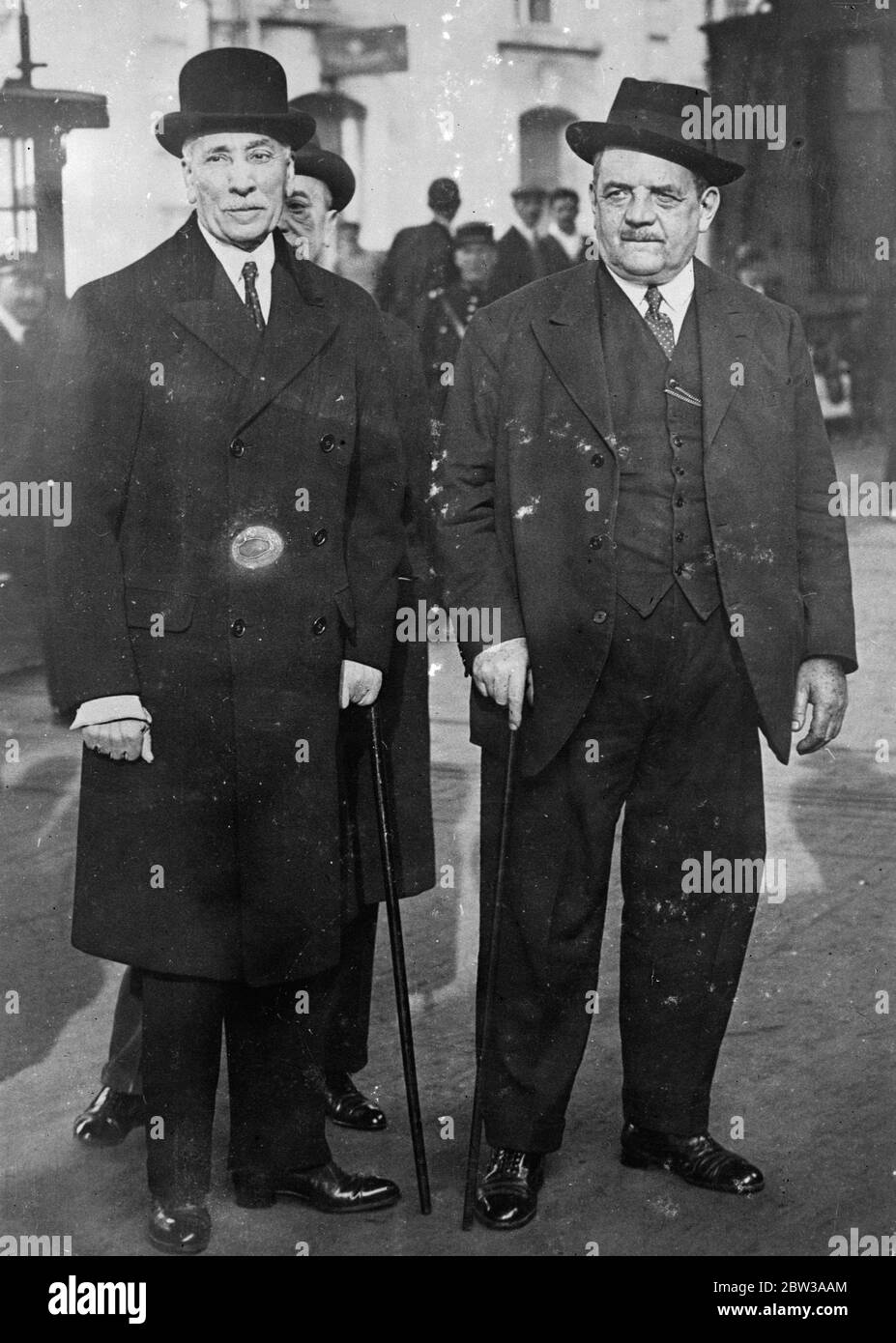 Two unknown gentlemen Stock Photo - Alamy