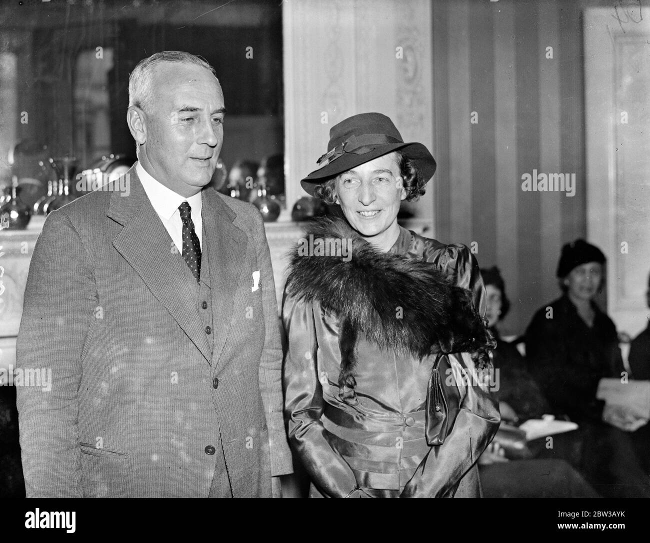 An earlier picture of Sir Shenton Thomas , Governor of the Straits ...