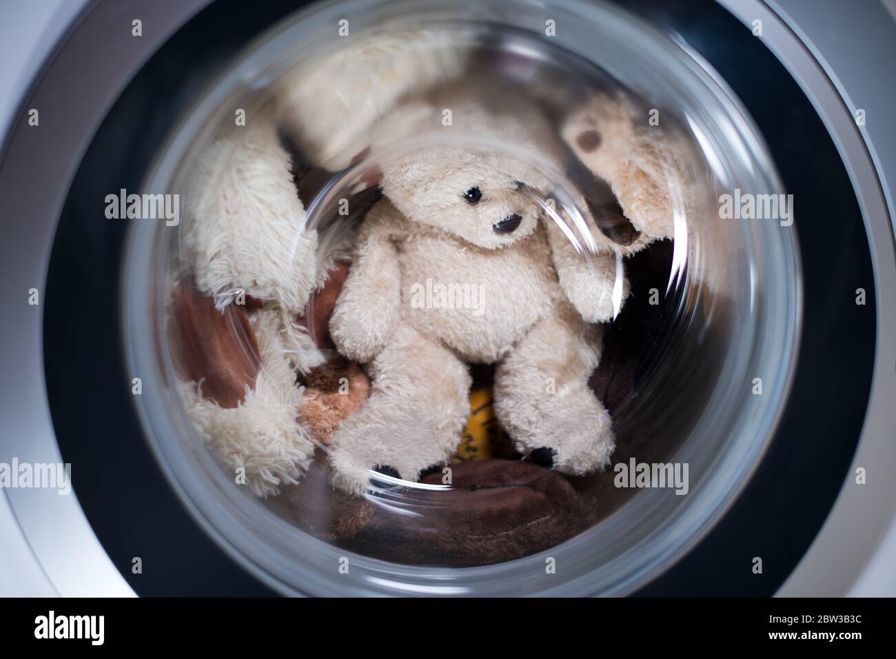 Is It Ok To Put Stuffed Animals In The Washing Machine