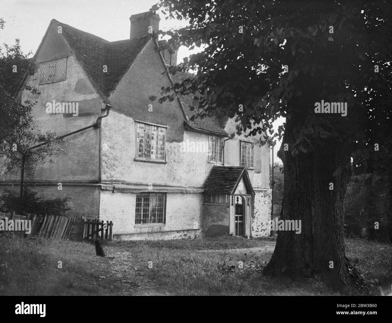 Anne Boleyn ' s old home , Bulls Lodge Cottage , to be taken down and ...