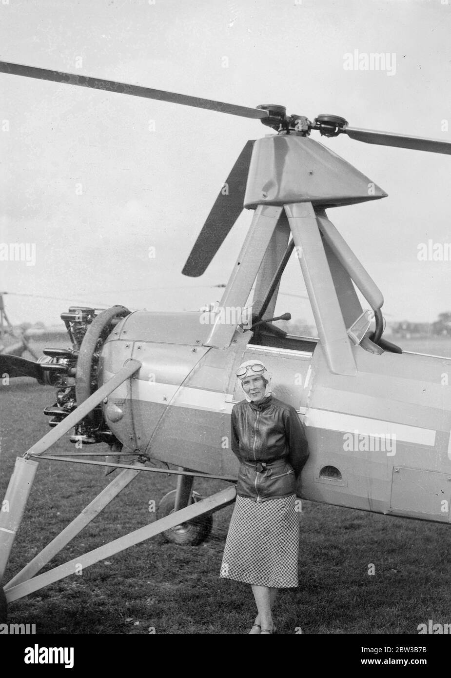 Mrs victor bruce Black and White Stock Photos & Images - Alamy