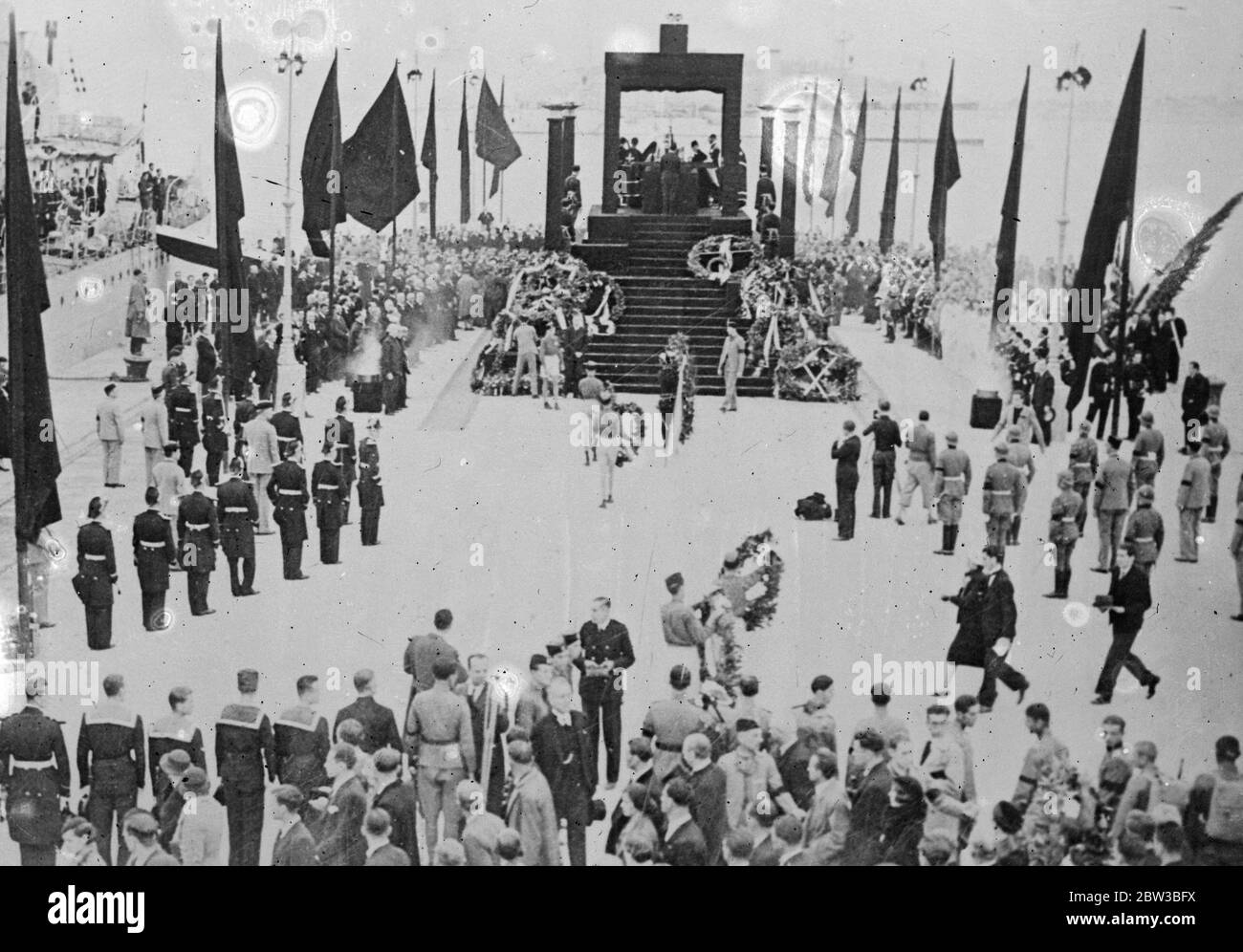 Alexander body hi-res stock photography and images - Alamy