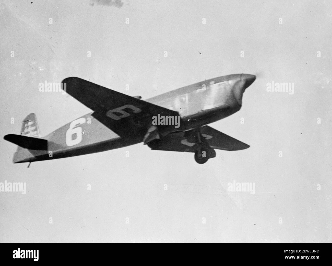 Raymond Delmotte landing his Caudron C 460 in Marseilles , France ...