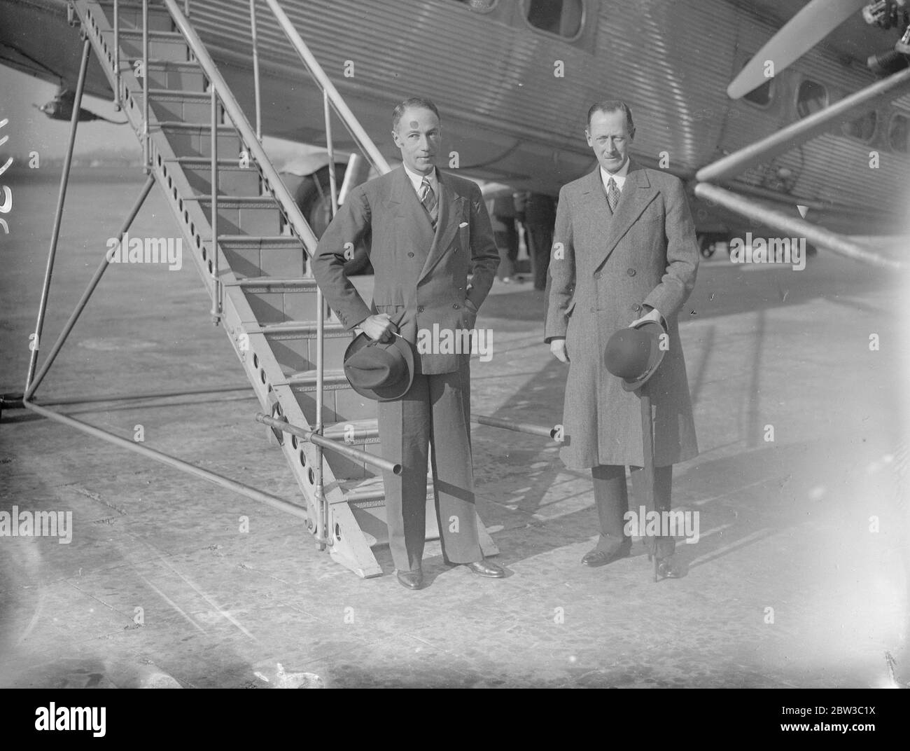 Croydon airport in england hi-res stock photography and images - Alamy